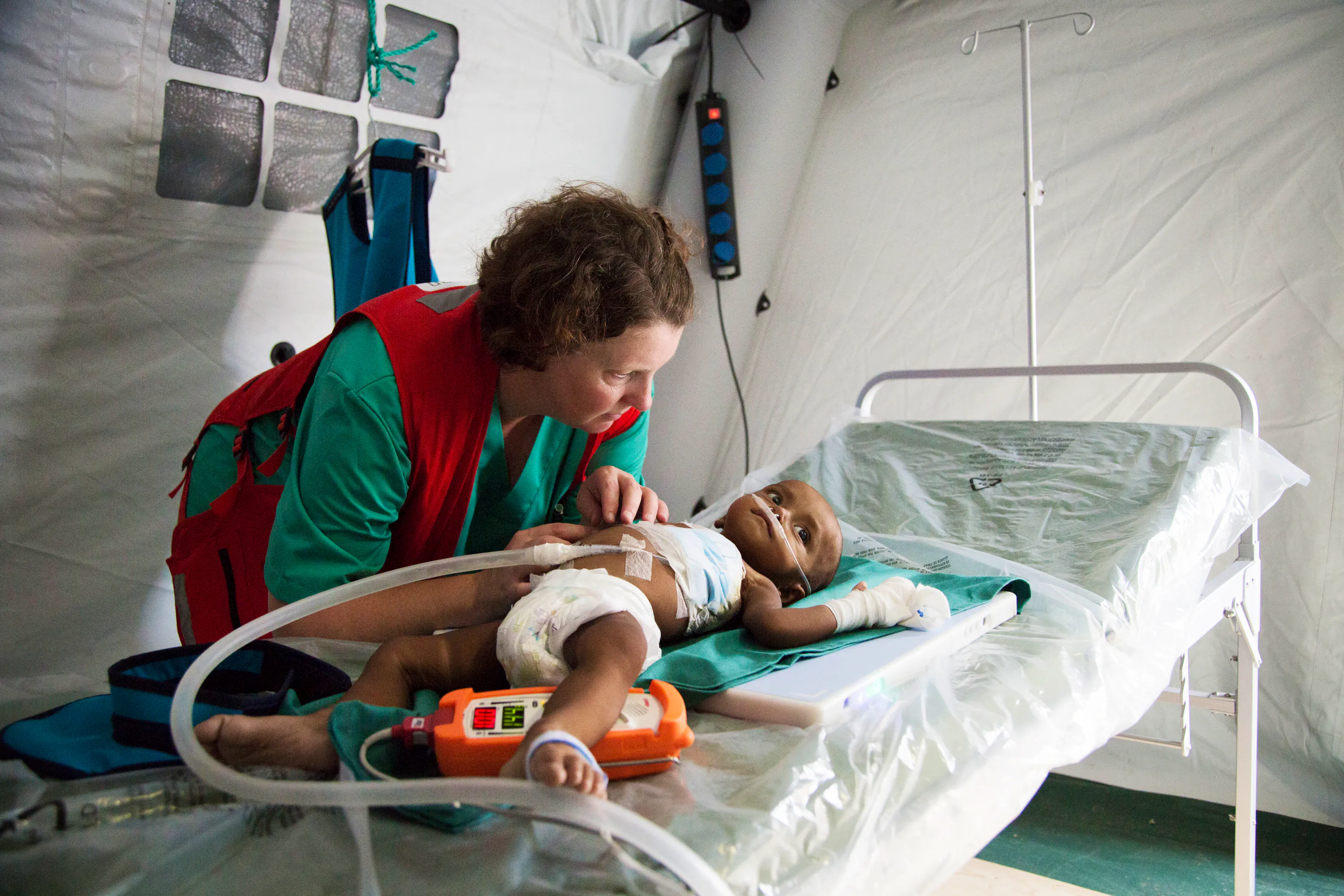 Red Cross Red Crescent field hospital opens in Bangladesh — Shorthand ...