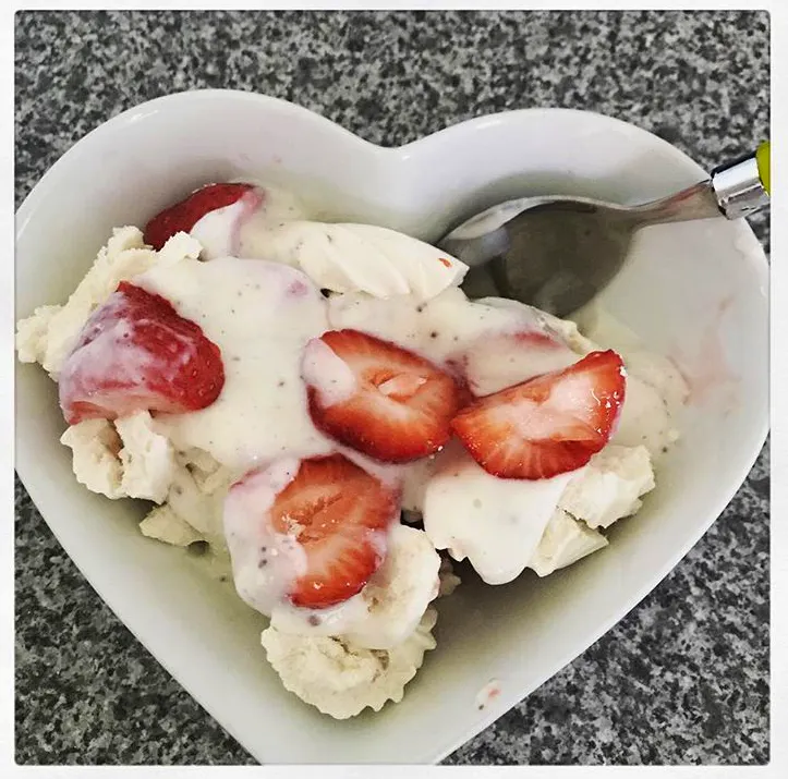 Swapping tempting treats for satisfying slimming sweets. — Shorthand Social