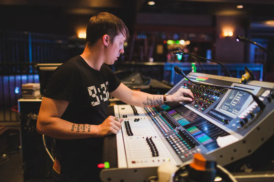 James Wooten, ingeniero de Walk The Moon recomienda el sistema ...